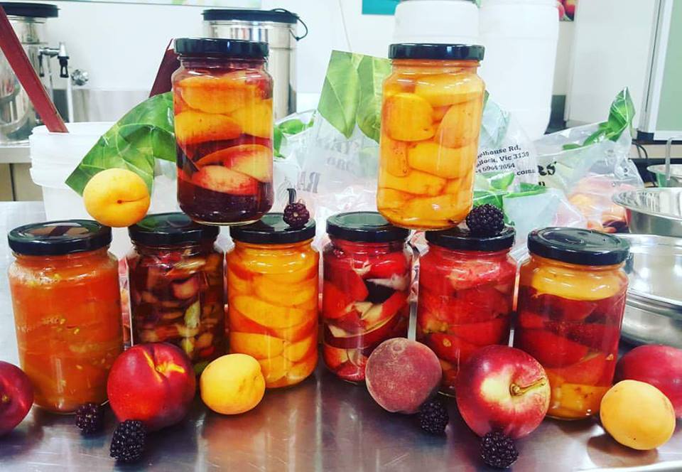 fruit-bottling-bottled-summer-fruit - Rayners